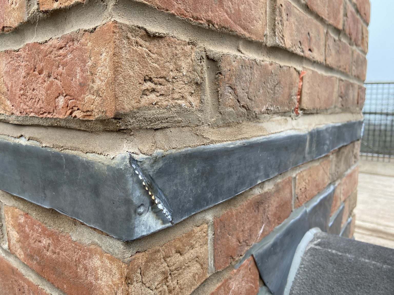 Rebuilding a period chimney using modern day techniques – Kirsten & Mars