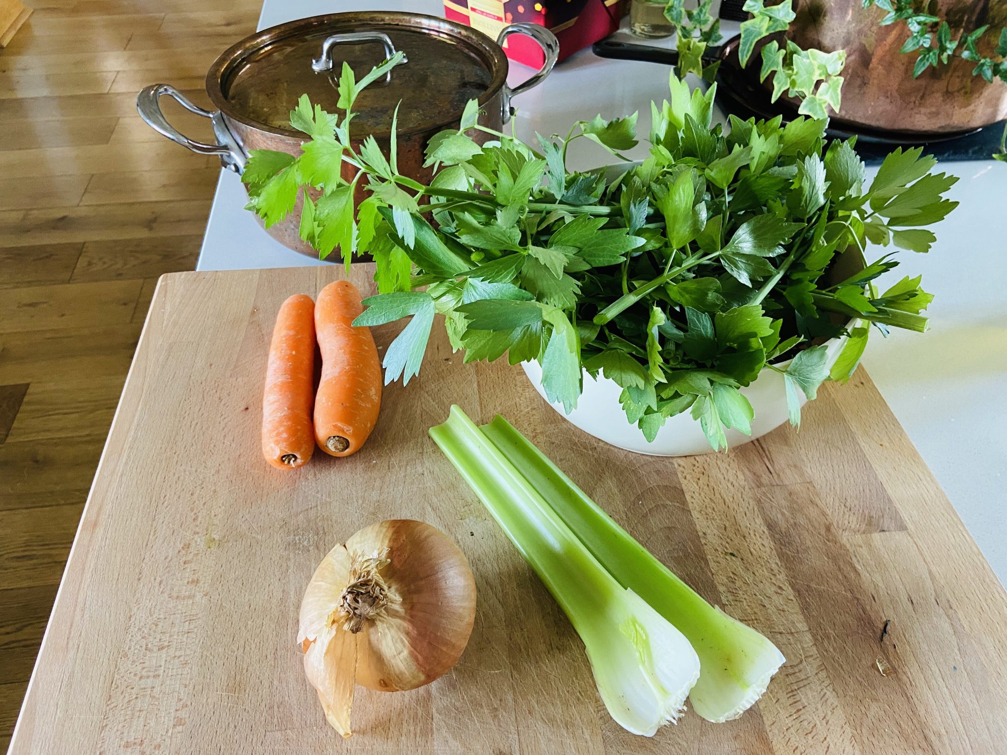 Lovage soup recipe – Kirsten & Mars